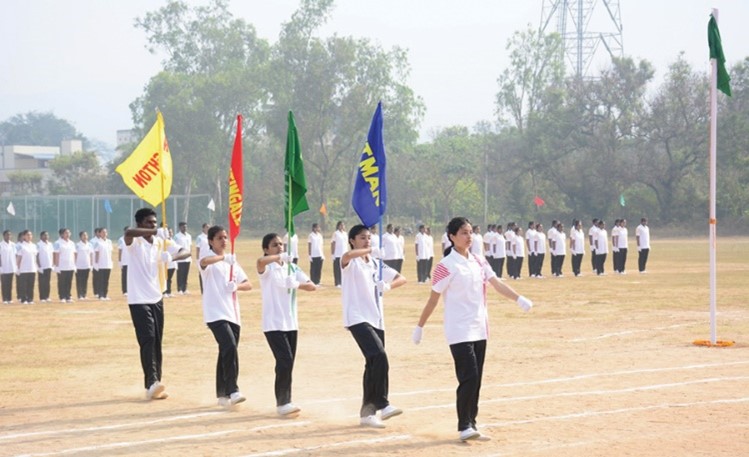 CMC | Sports Facilities in college campus